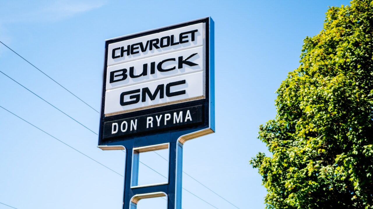 Pylon Signs - Port City Signs