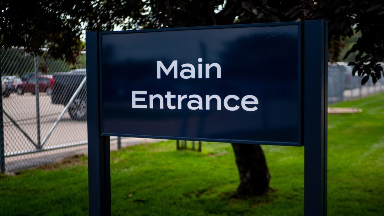 Post & Panel - Port City Signs