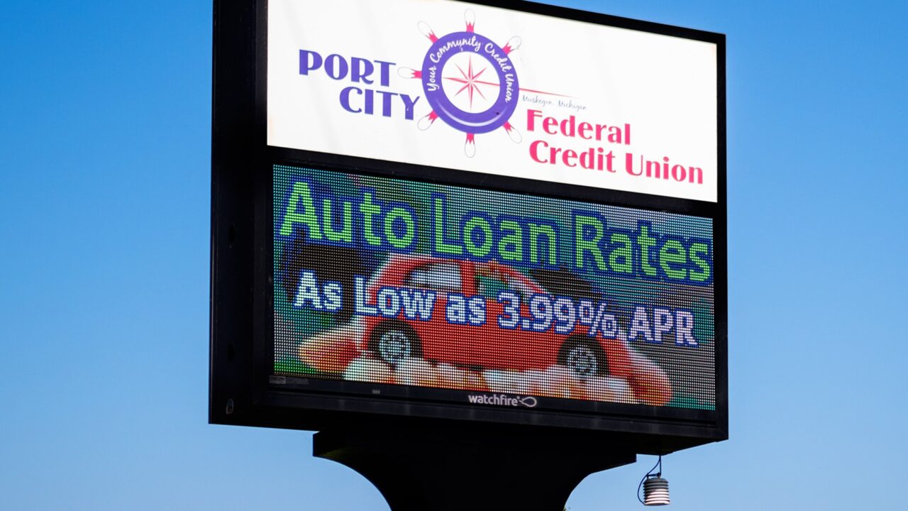 Pylon Signs - Port City Signs